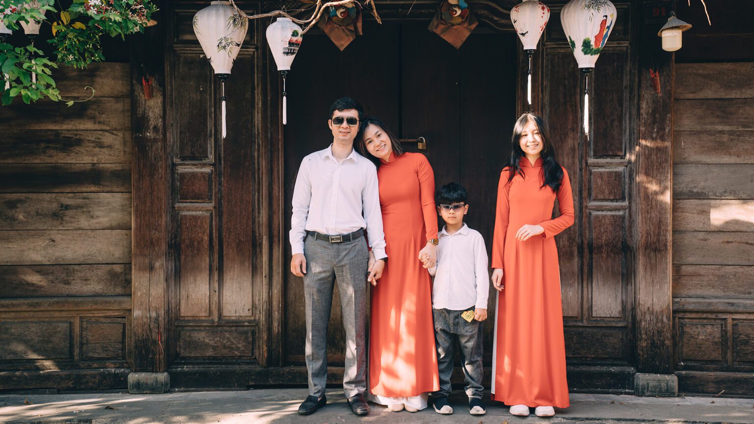 Our Worthy Shepherd (Zechariah 11:17) - Radical